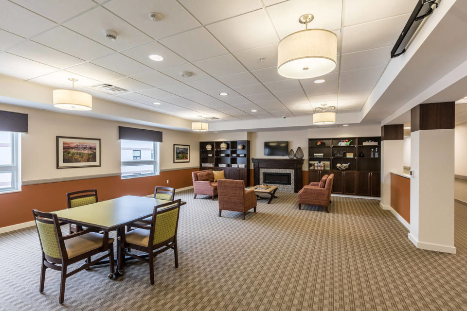 Senior Living Photo Gallery | The Avalon of New Albany